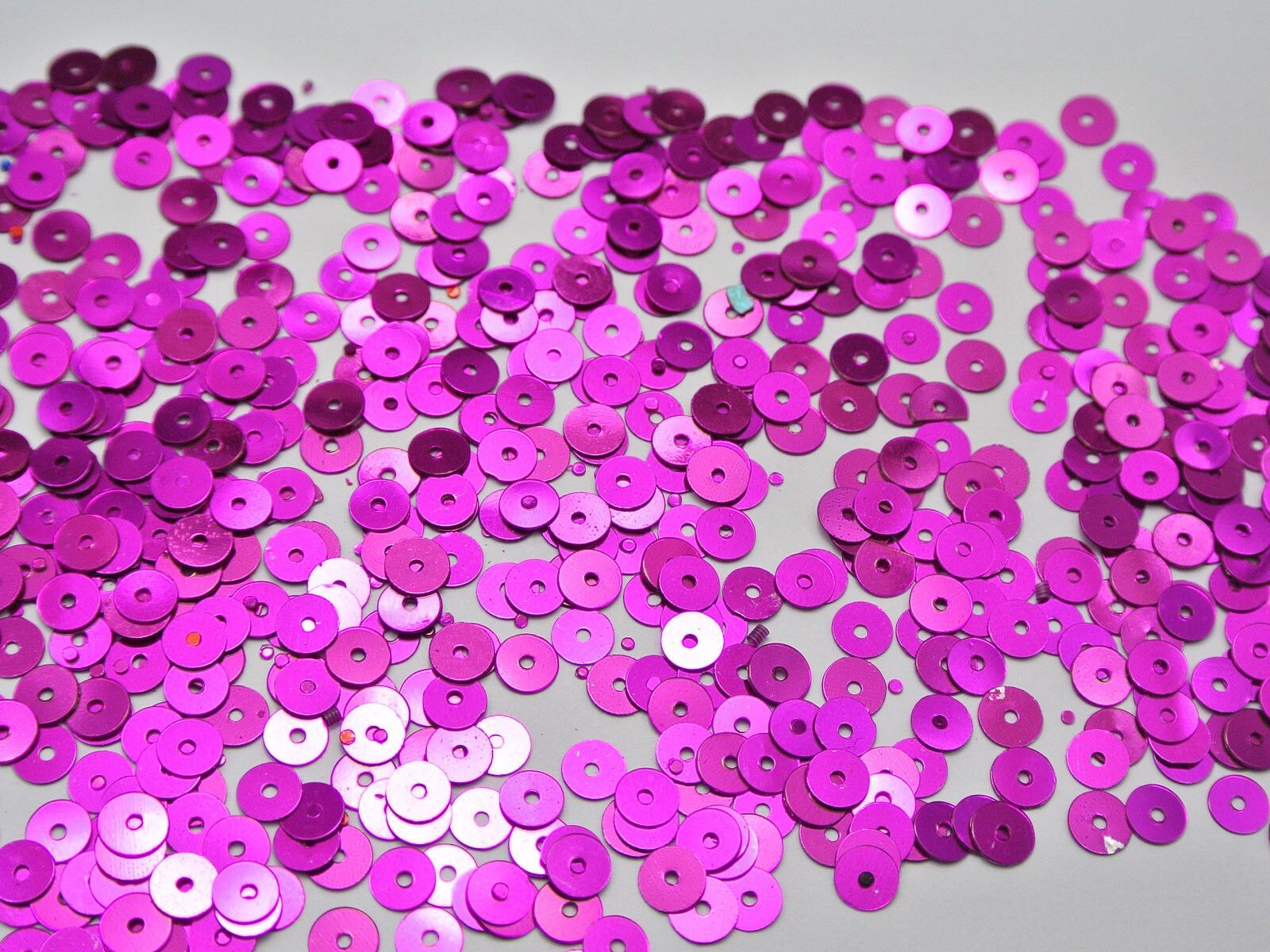 8000 Pink 5mm Flat Round loose sequins Paillettes ... – Vicedeal