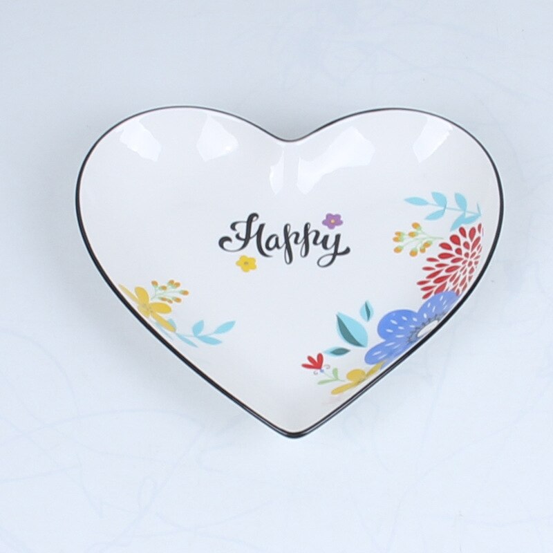 Simple 8.5-inch ceramic heart plate home cute brea... – Grandado