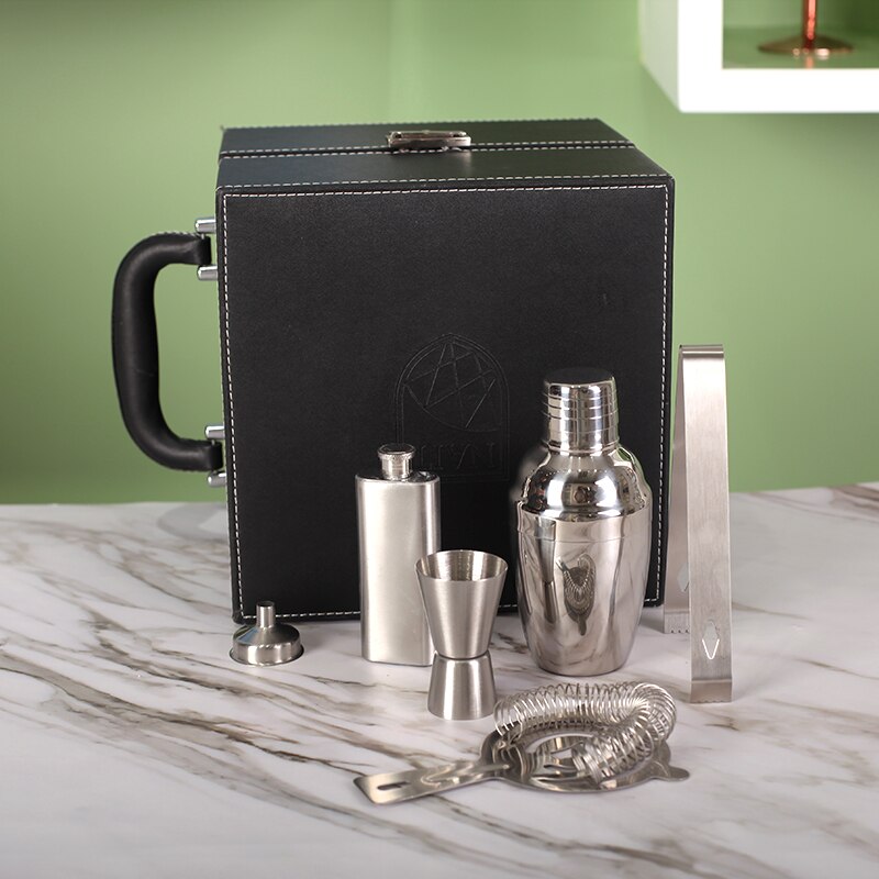 Cocktail Bar Set With Leather Case Including Jigge... – Grandado