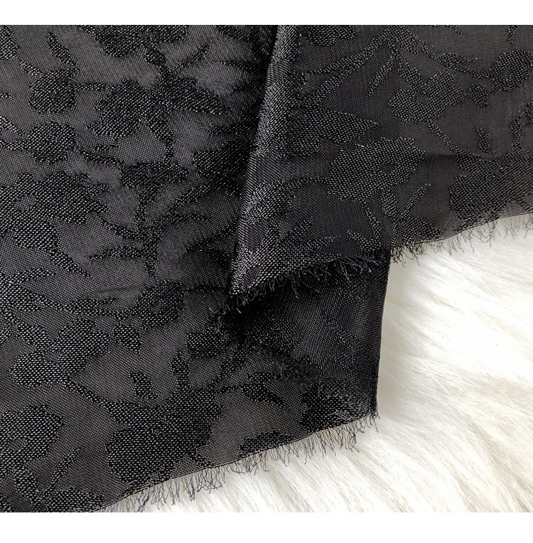 Super-mooie Athene jacquard zijde, hennep, zwart d... – Grandado