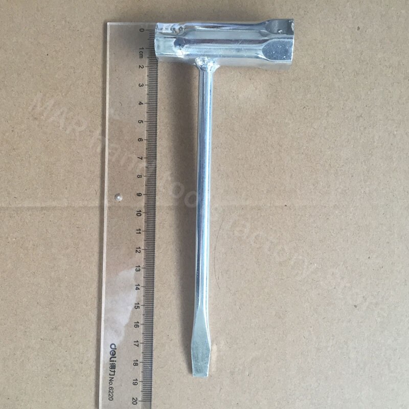 Socket Wrench With Slotted And Phillips Head Spark... – Grandado