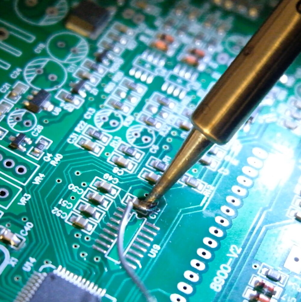 YIHUA 947V Soldering Iron 3 Lamps Adjustable Tempe... – Grandado