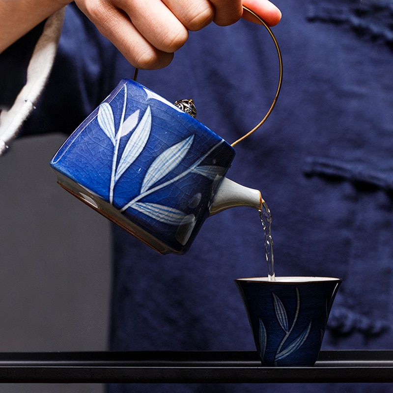 Hand Painted Blue and White Porcelain Art Teapot J... – Vicedeal