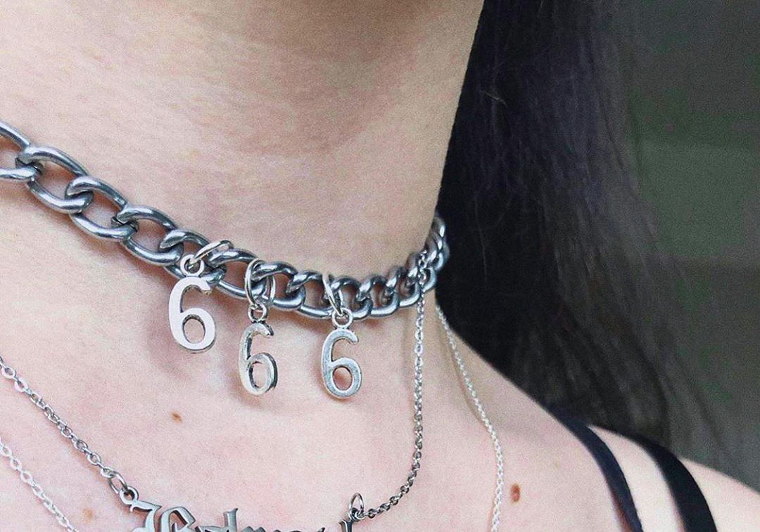 eins Mädchen Digital Anhänger Halsketten Frauen Ja... – Grandado