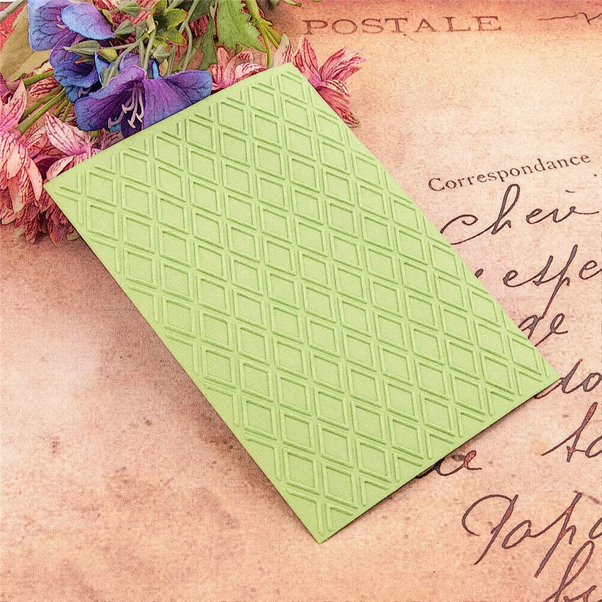10.5x14.8 Diamond lattic Embossing folders Plastic... – Grandado