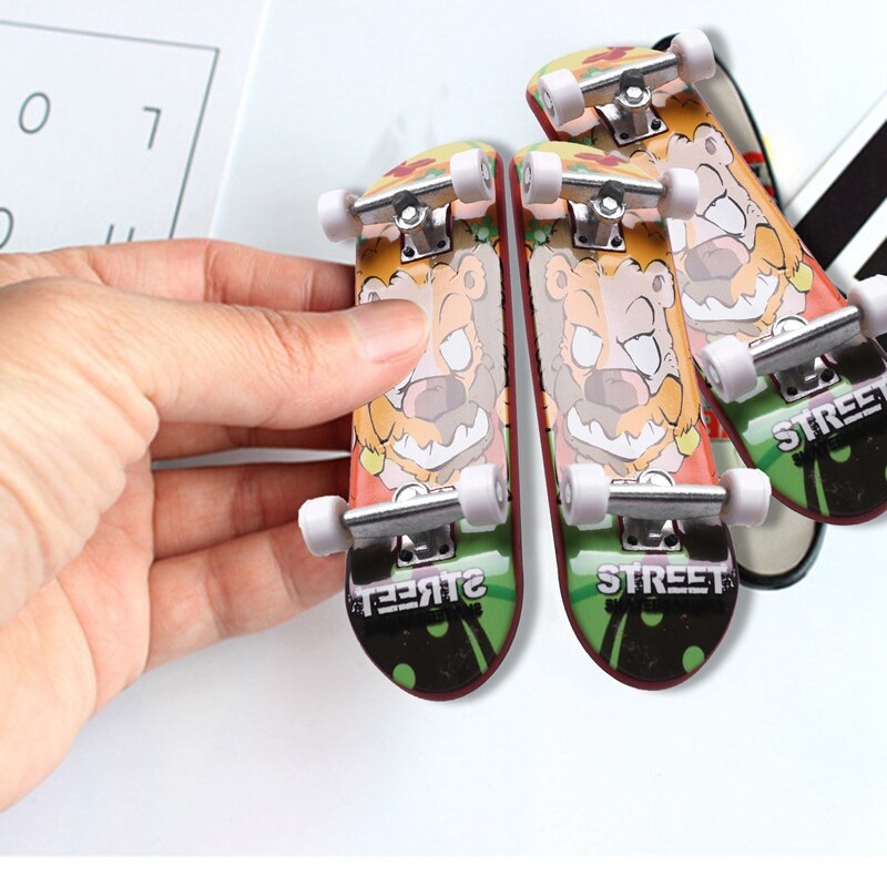 4 Pcs Mini Fingerboards/ Finger Skateboard, Unique... – Grandado