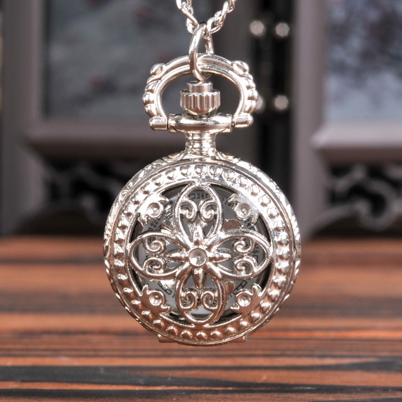Small silver four-petal hollow quartz pocket watch – Grandado
