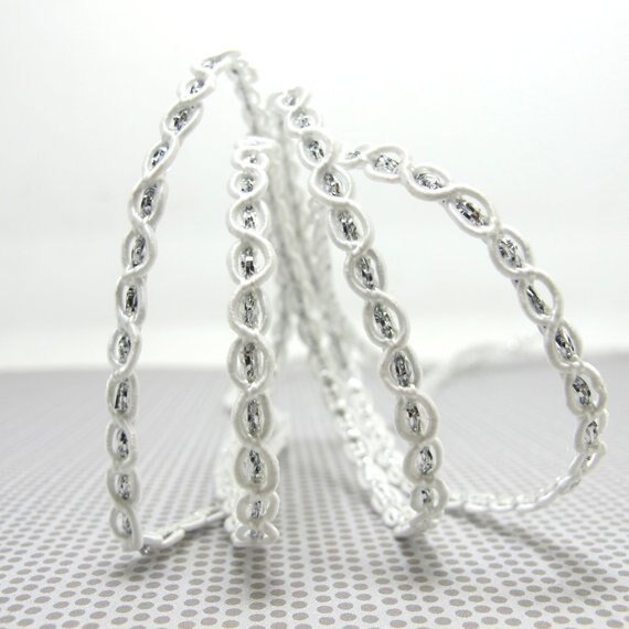 CLEARANCE|10 Yards 5mm White Scalloped Edge Woven ... – Grandado