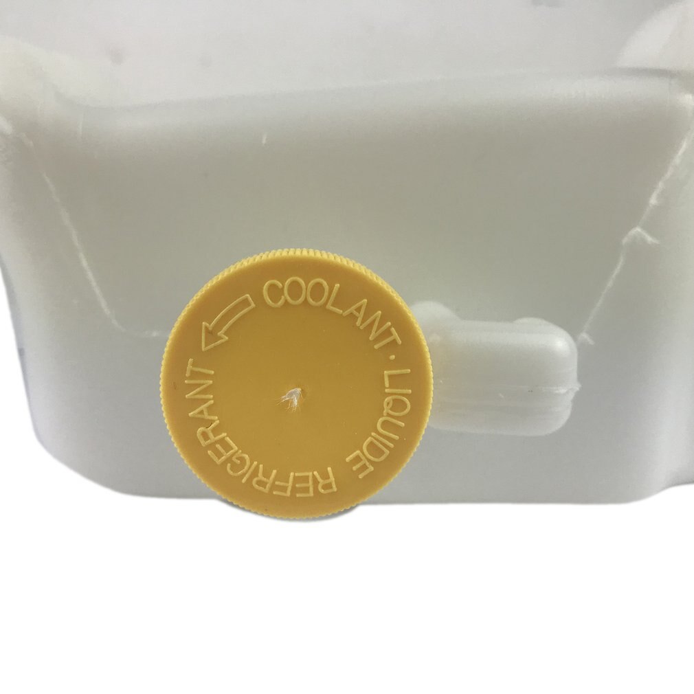 Car Radiator Coolant Expansion Tank with Cap Engin... – Grandado