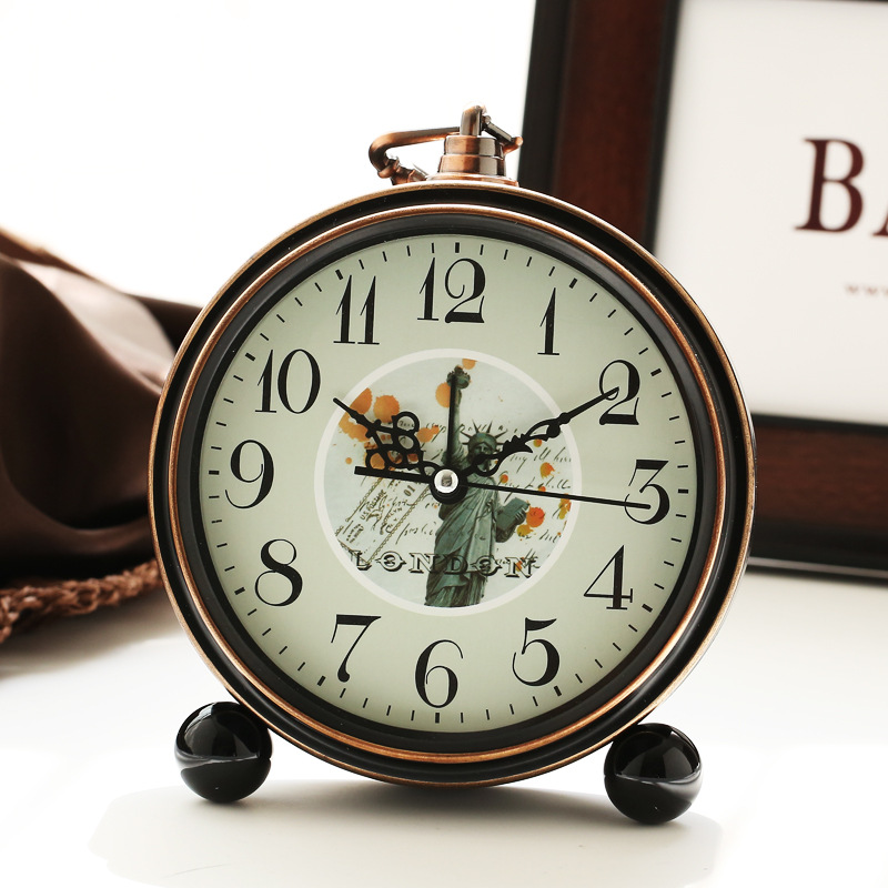 Retro European Round Alarm Clock Stand Silent Quar... – Vicedeal