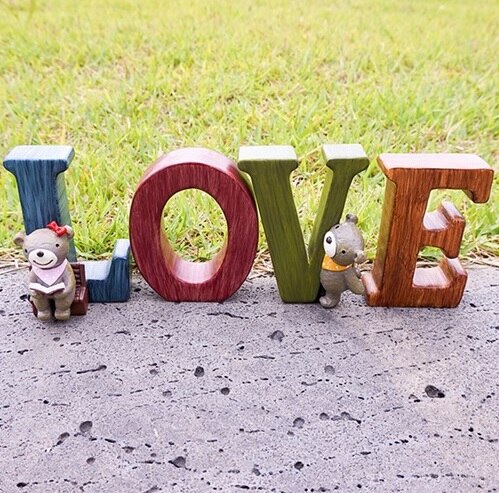 Carving Love Wood Letter one piece For Valentine – Grandado