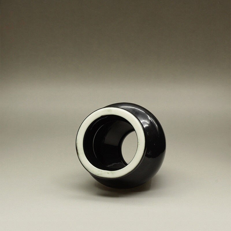 [GRANDNESS] Black Ceramic Matcha Whisk Stand Kusenaoshi Chasen Shaper ...