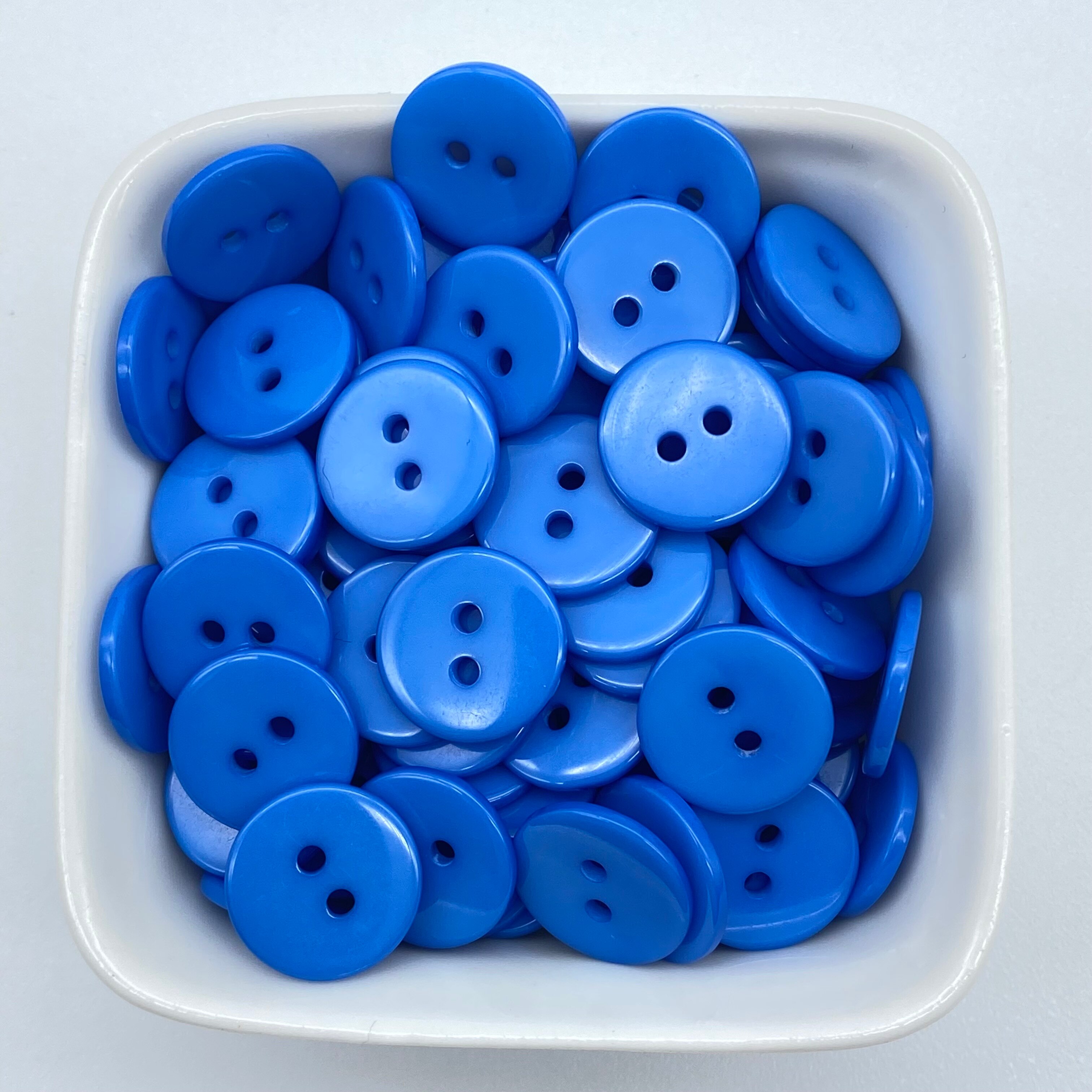 50pcs 12.5mm Colours Double Eye Bread Button Round... – Grandado