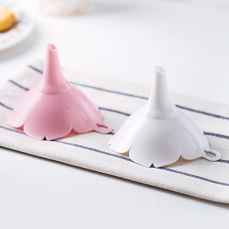 2pcs/set Kitchen Cherry Blossom Style Funnels Home... – Grandado