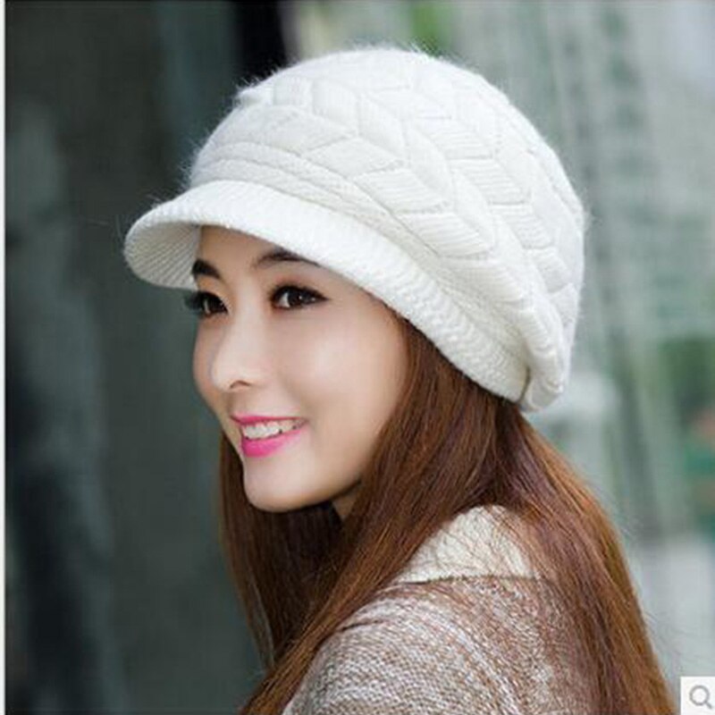 Om vinteren hatte vævede kvinder bærer en hat om v... – Vicedeal
