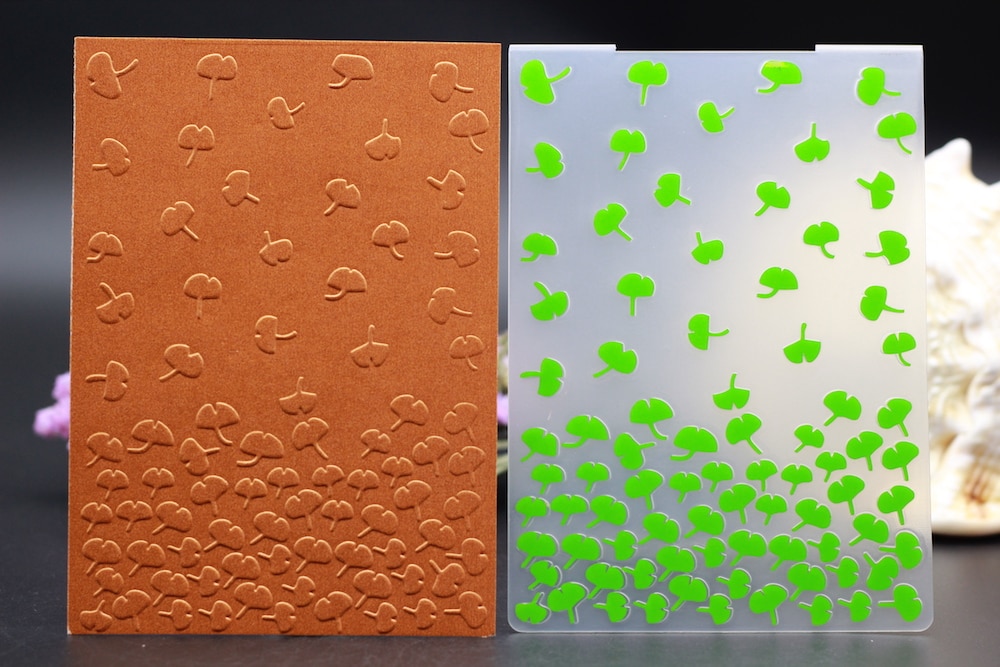 PLASTIC EMBOSSING FOLDER lucky four leaf clover tr... – Grandado