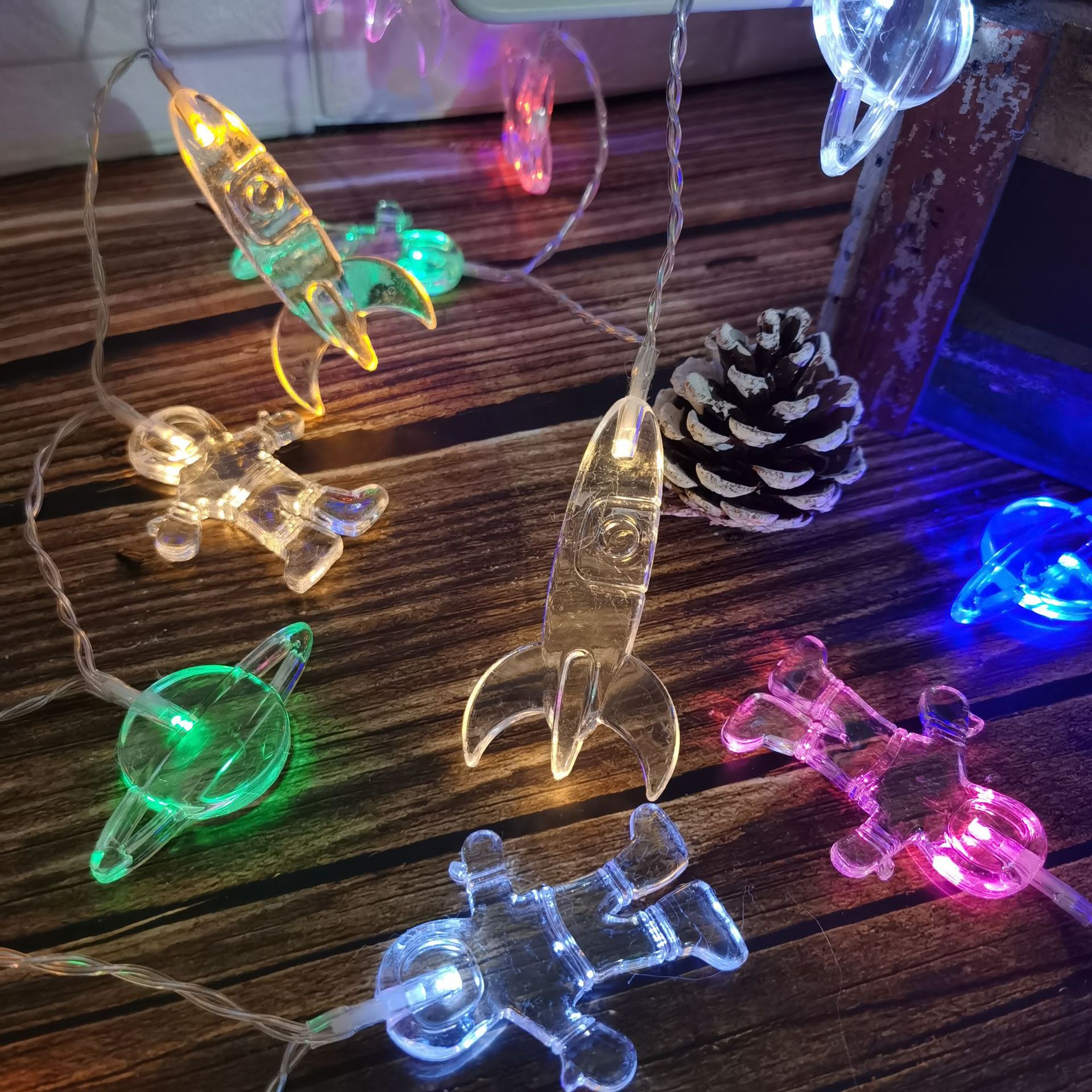 10/ 20 LED Astronaut Spaceship Rocket Led String L... – Grandado