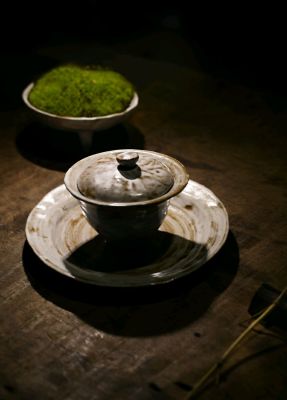 Pure handmade coarse pottery bowl covered with a s... – Grandado