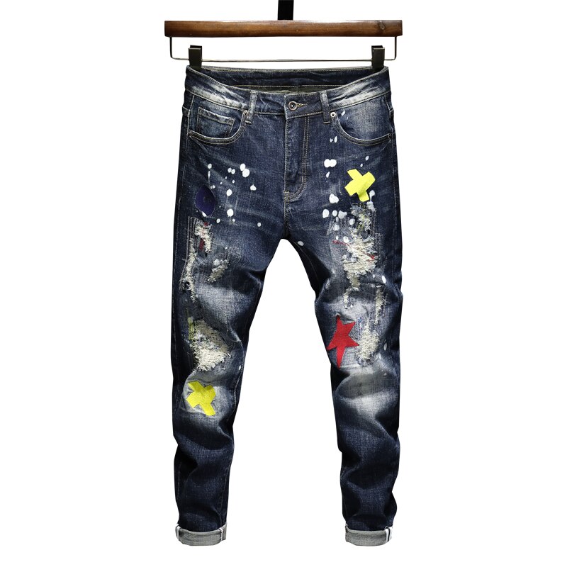 Pantalones vaqueros rasgados desgastados de estilo... – Grandado