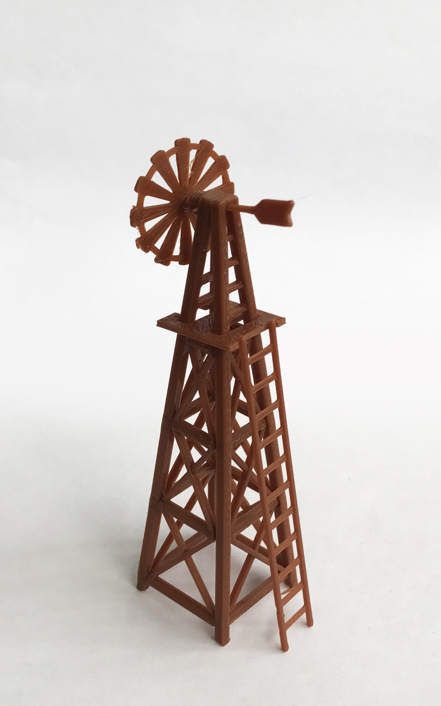 Outland Models Country Farm Windmill (Brown) HO Sc... – Vicedeal