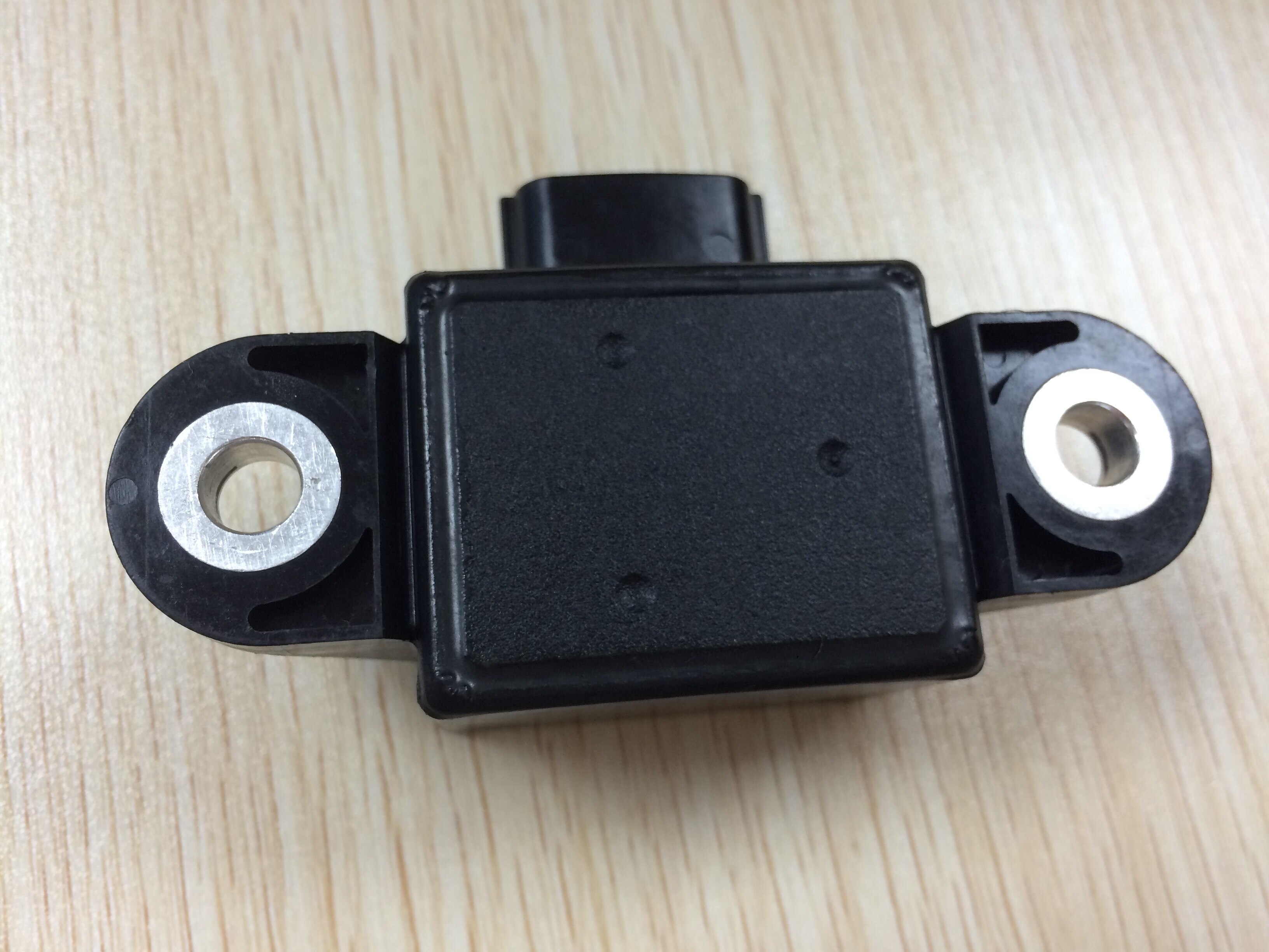 Original YAW Sensor MR527442 15096372 MN116715 EWT... – Vicedeal