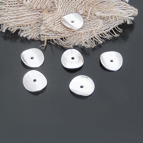 (20543)50 st 15 x 14mm guldfärgad zinklegering run... – Vicedeal