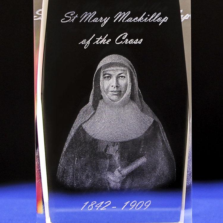 nun crystal engraving crafts Christian souvenirs – Grandado