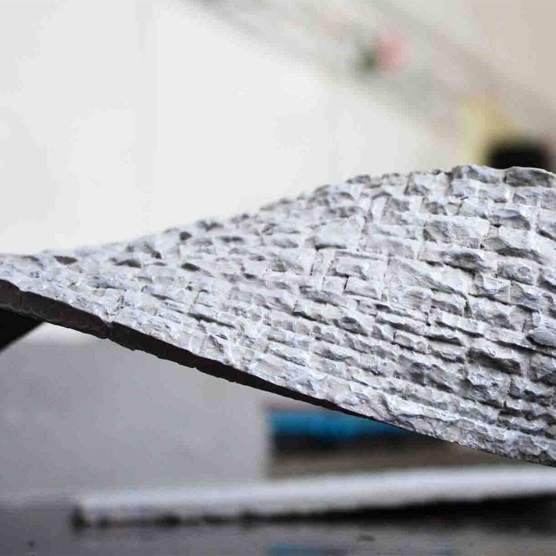 1:87 HO Scale Train Model Railroad Protection Slop... – Grandado