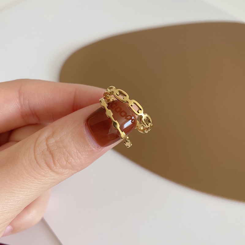 Yun Ruo Vintage Geometry Hollow Out Gold Ring Geel... – Vicedeal
