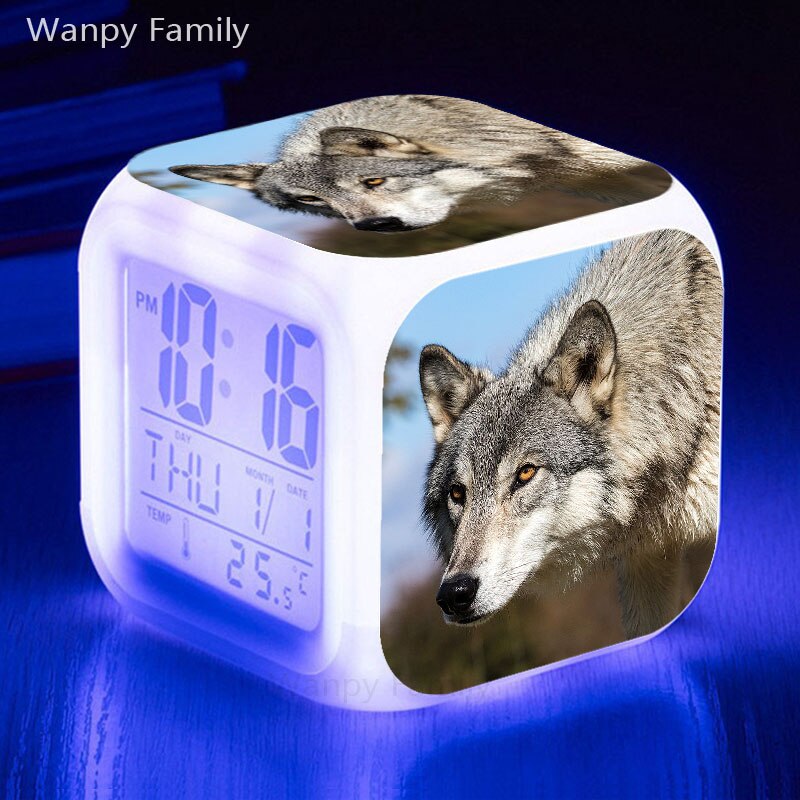 Arctic Wolf Alarm Clock LED Color Changing Glowing... – Grandado
