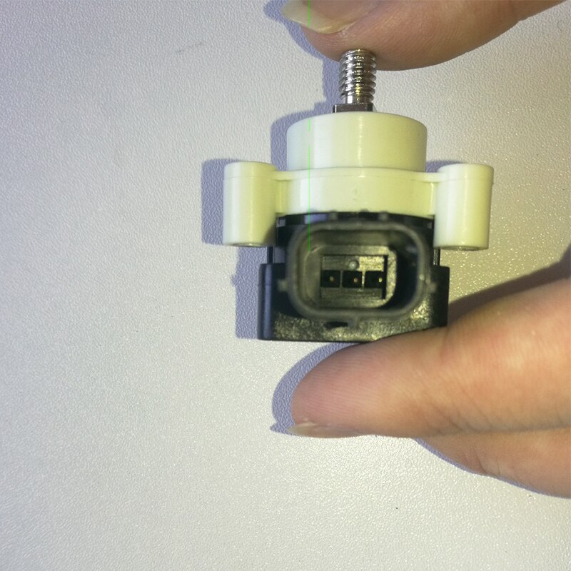 Headlight Level Sensor suit for Mitsubishi Pajero ... – Grandado