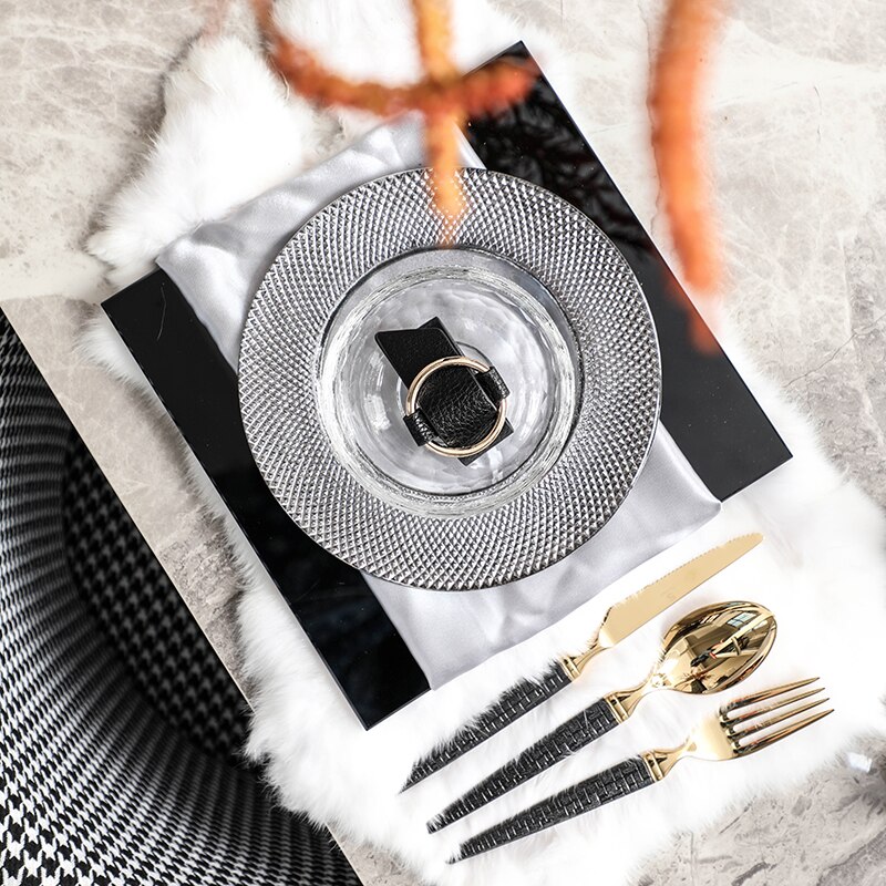 Luxury Silver Pineapple Trellis Glass Dinner Plate... – Grandado