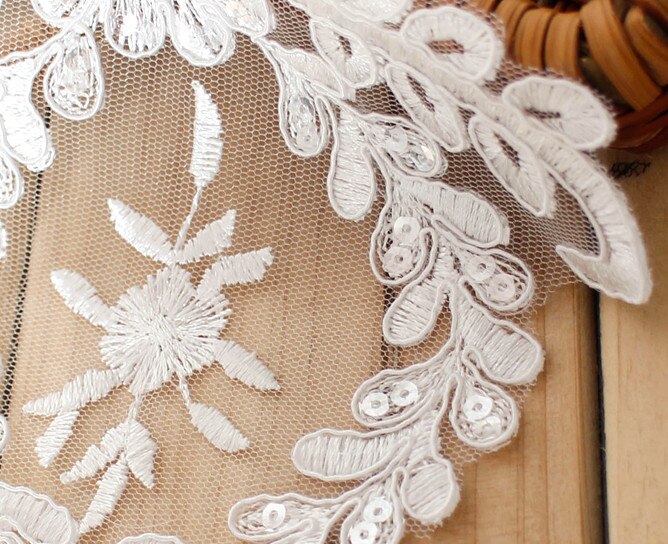 round lace flowers appliques lace mirror lace pair... – Vicedeal