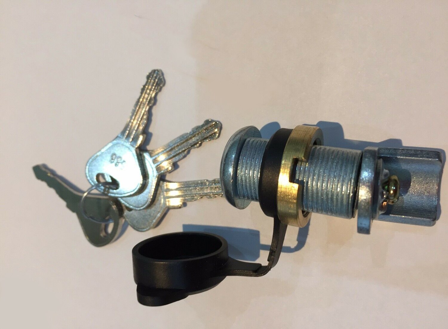 Universal RV Camper Lock Kit 4 Key Full Package Ca... – Grandado