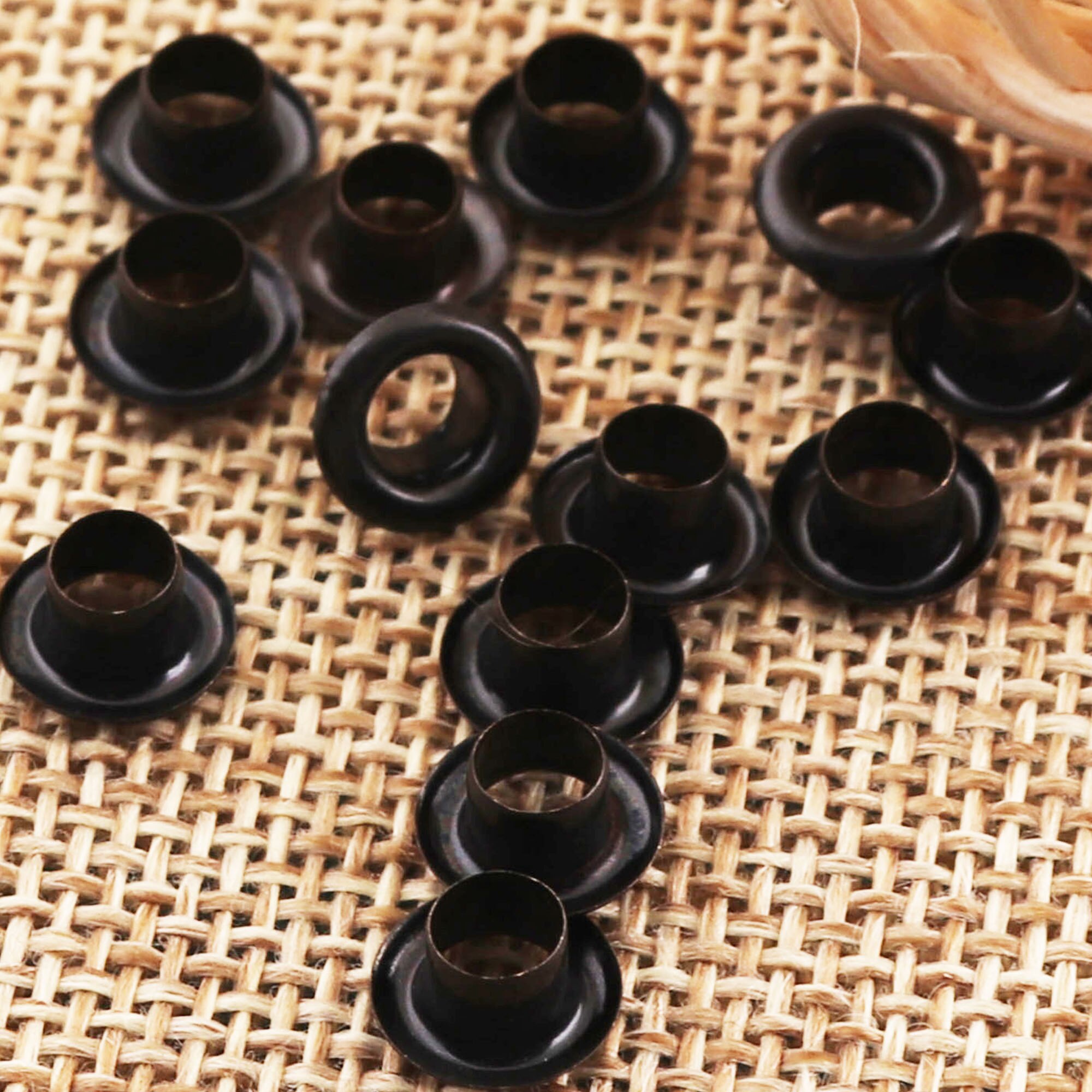 200 Pcs Black Metal Eyelets Grommets With Washers ... – Grandado