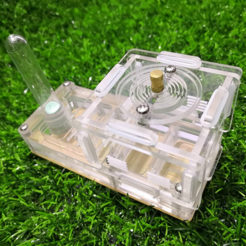 El pequeño grupo de hormigas de avión Yakeli, caja... – Grandado