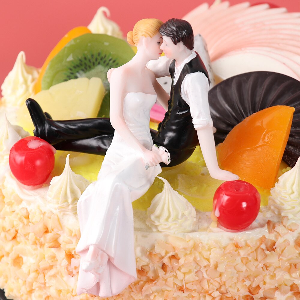 16 types Synthetic Resin Bride&Groom Couple Cake T... – Vicedeal