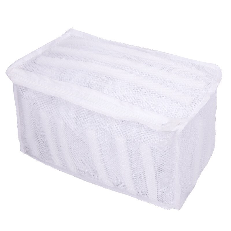 White Padded Laundry Net Wash Bag In The Washing M... – Grandado