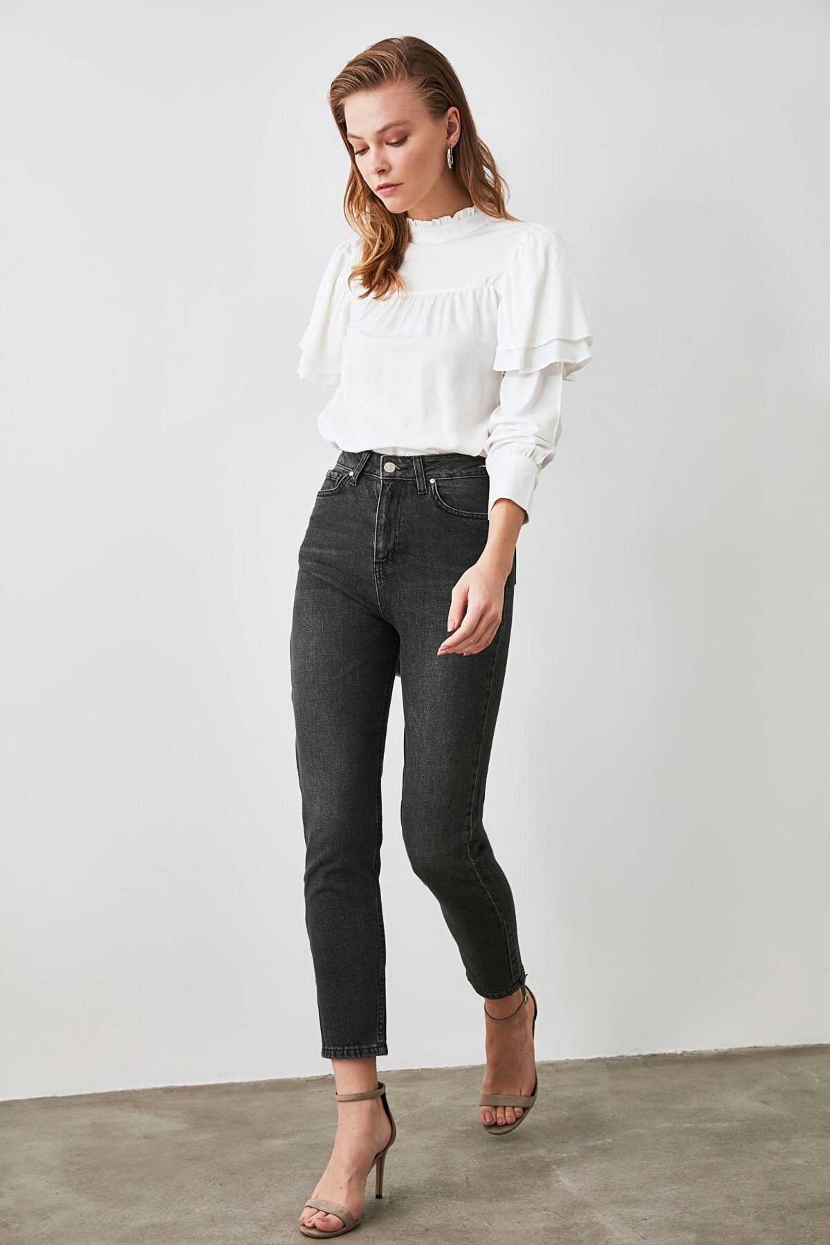 Trendyol High Bel Mom Jeans TWOAW21JE0358 – Vicedeal