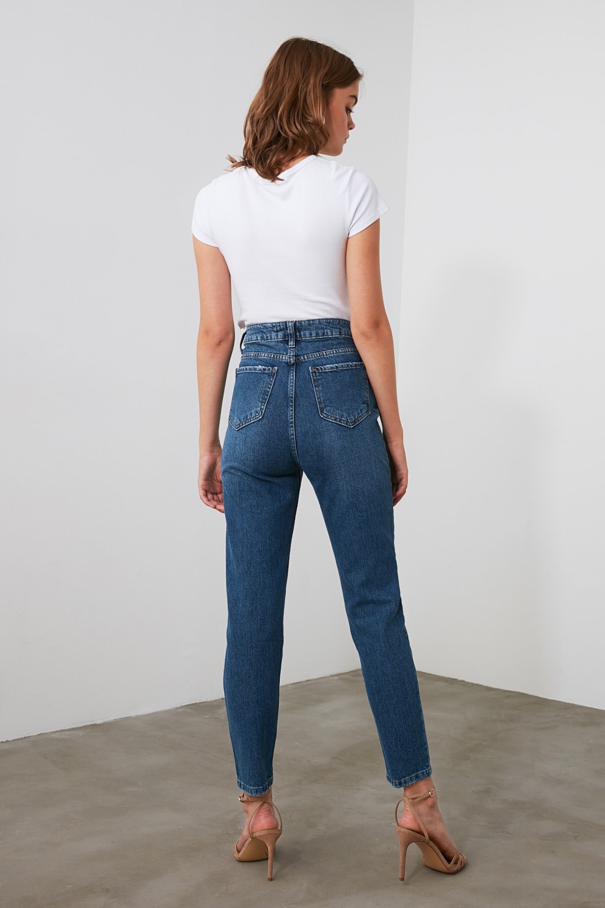 Trendyol Ripped Detailed Front Button High Waist M... – Grandado