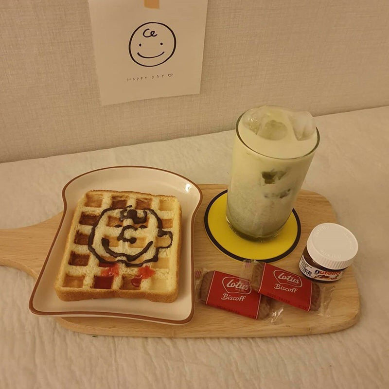 Simple and Cute Toast Bread Shape Ceramic Plate Br... – Grandado