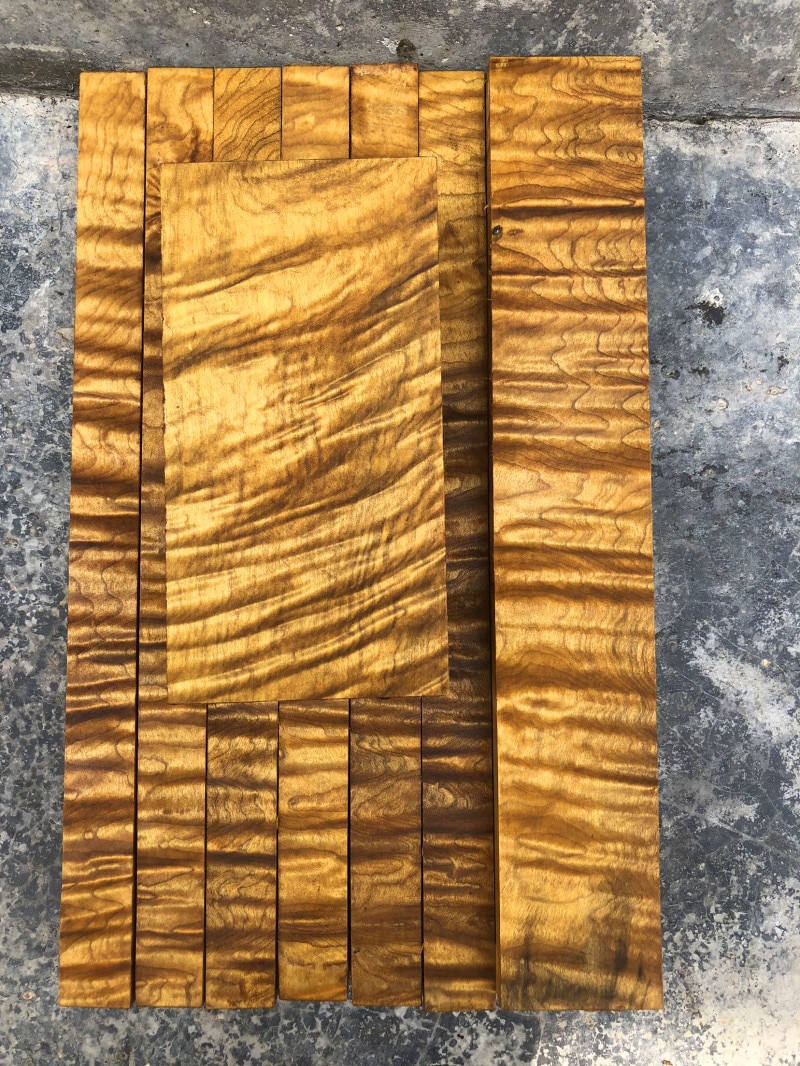 1pc Burmese golden phoebe logs water ripples full ... – Grandado