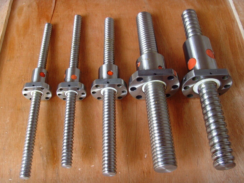SFU1605 ball screw(16mm diameter with 5mm pitch) – Grandado