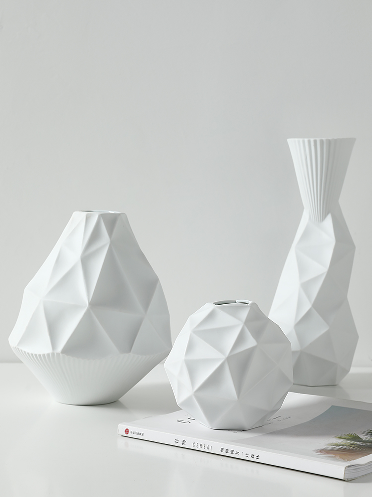 Nordic style irregular Ceramic vase white Simple g... – Grandado