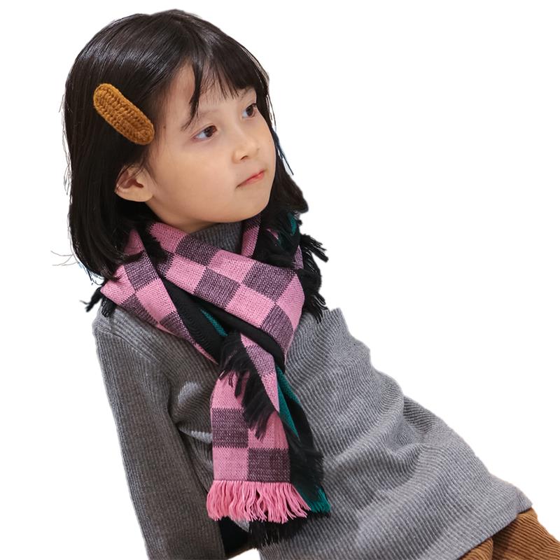 Elegantes Kinderschal Und Mtze Bild