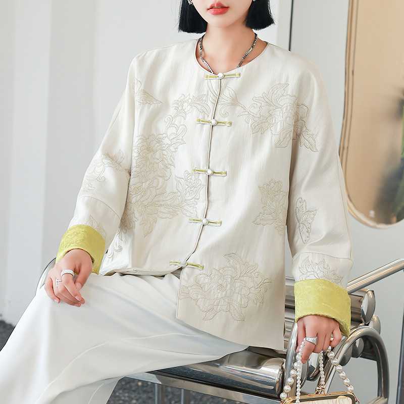 Chinese Style Disc Buckle Round Neck Short Coat Vi... – Grandado