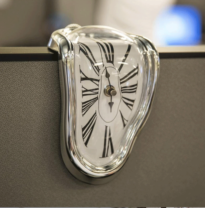 Seat Twisting Clock Melting Table Clock Right Angl... – Grandado