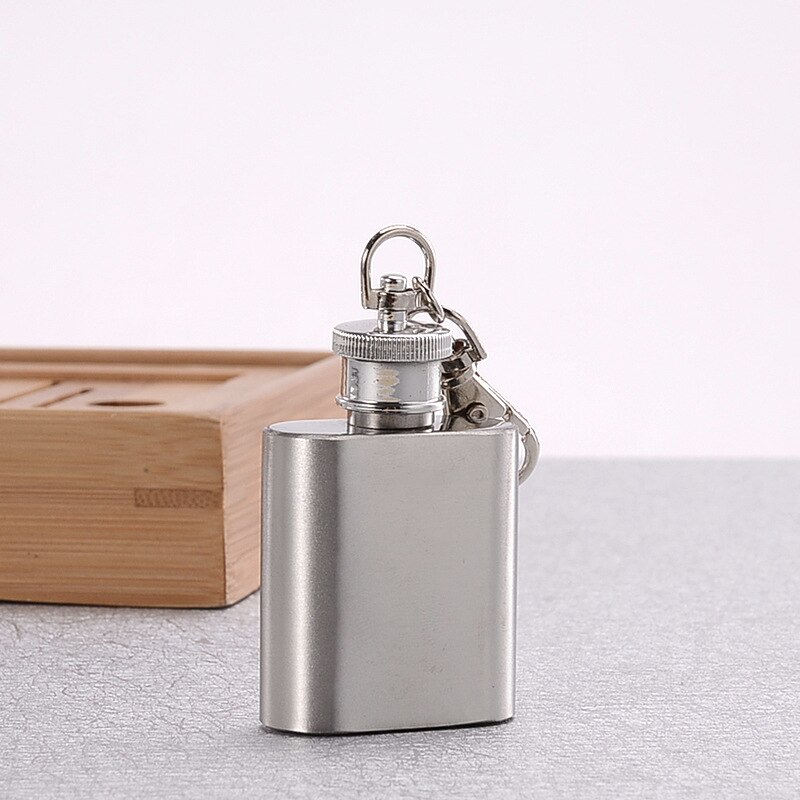 Stainless steel small hip flask with plastic cover... – Vicedeal