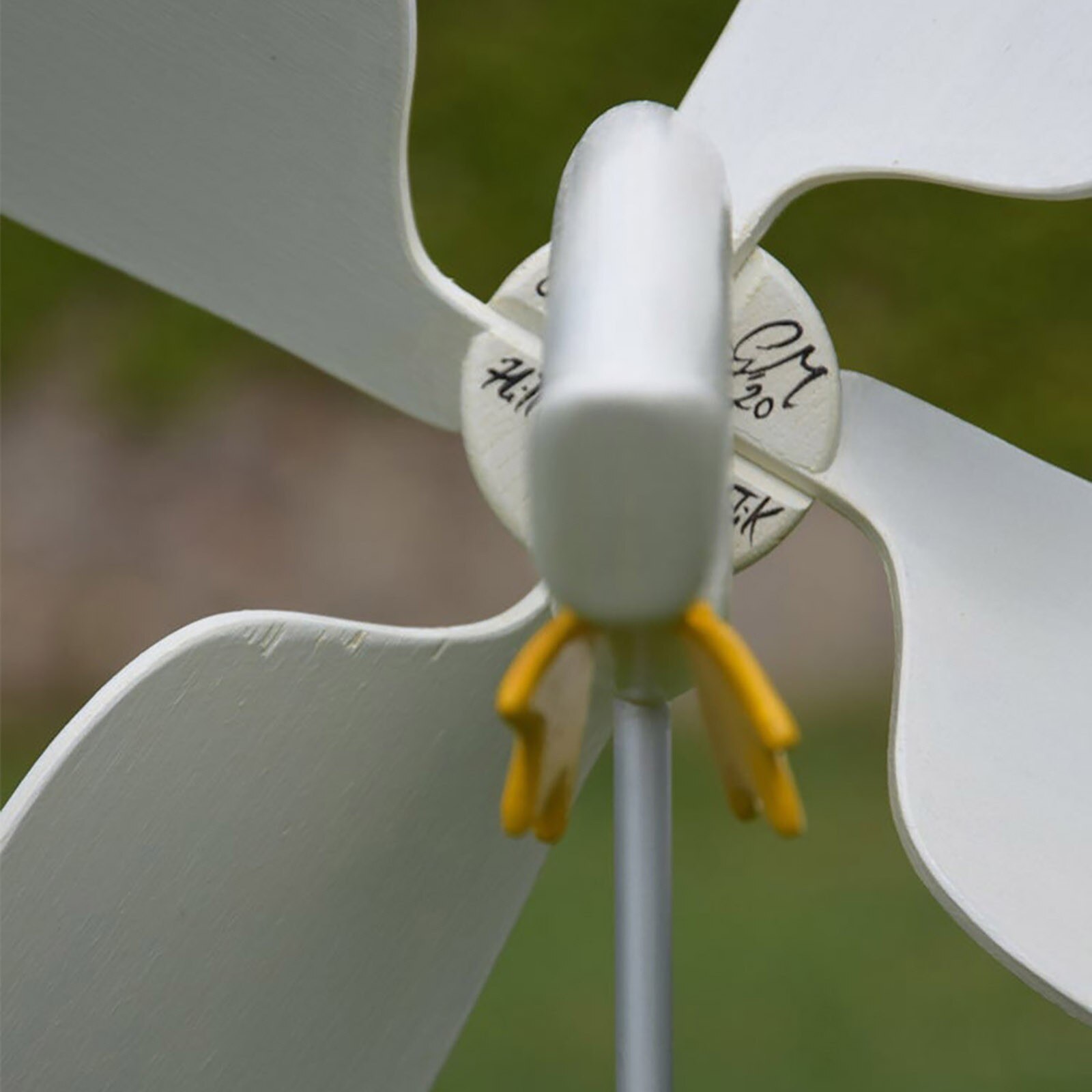 Whirligig-asuka Series Windmill Whirly Parrots Gar... – Grandado