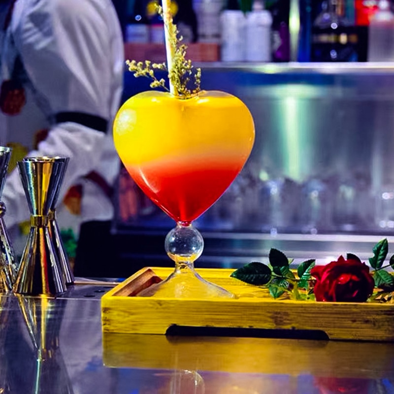 Copa de Martini inclinada, copa de cóctel con arbu... – Grandado